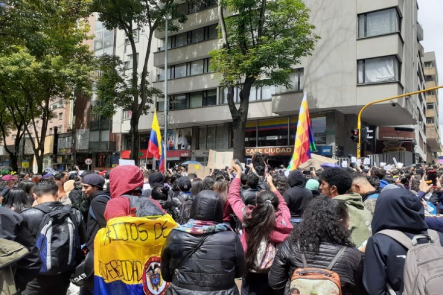 Marchas Concentraciones Y Cacerolazos Se Repiten En Colombia Cuba Si