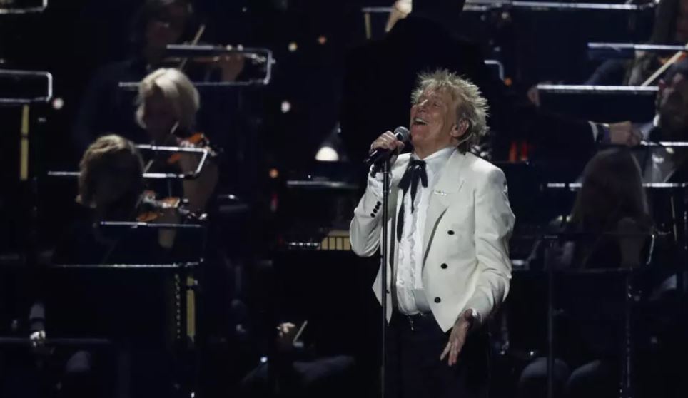 Rod Stewart, el rockero de la voz ronca que cumple 80 años en plena forma | Cuba Si