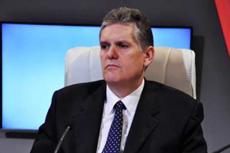 Hoy en la mesa redonda el viceprimer ministro Alejandro Gil informará ...