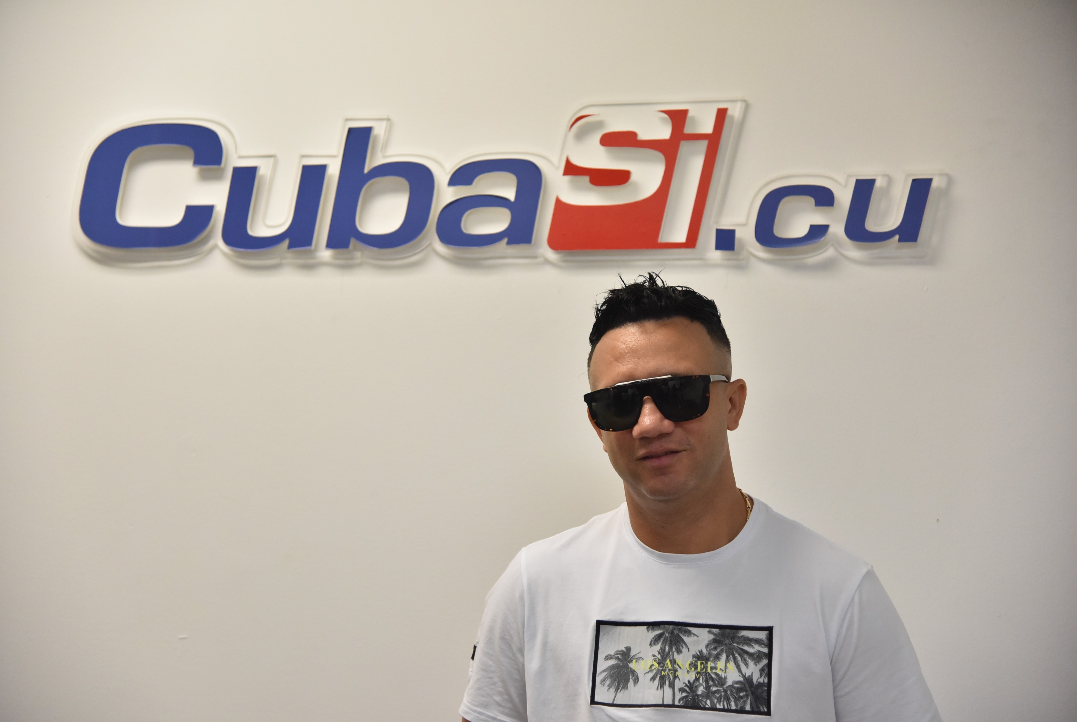 Maykel Blanco en CubaSí, con la mirada en el Festival de la Salsa | Cuba Si