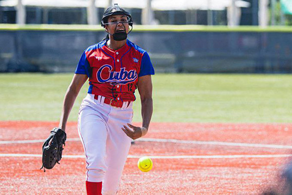 Dos cubanas en Equipo Ideal de lid continental de softbol | Cuba Si