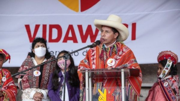 Pdte. de Perú denuncia campaña mediática para sacarlo del poder | Cuba Si